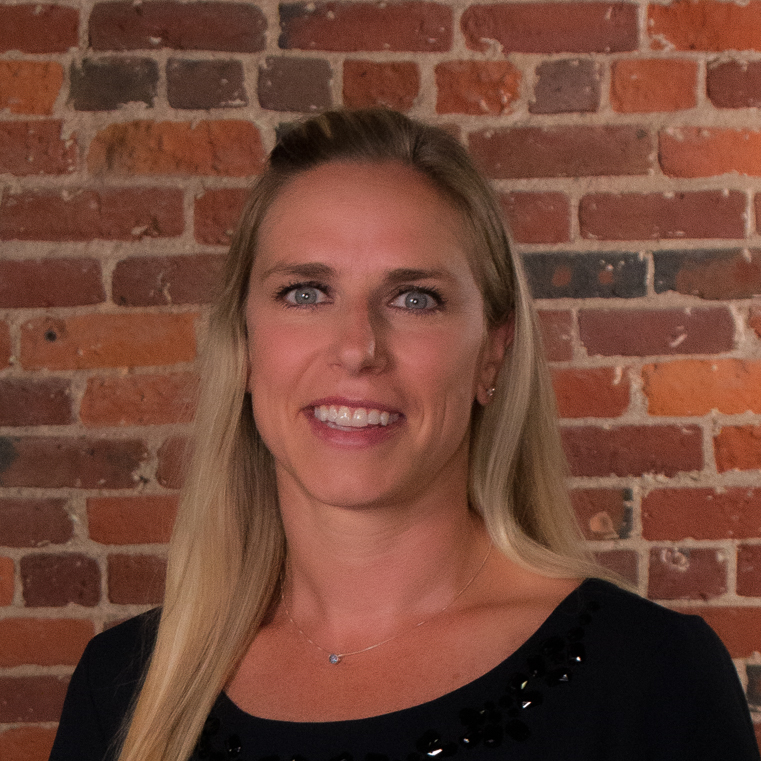 Emily Dooling Hamilton, 2020 40 Under 40 Honoree | Uplift LA